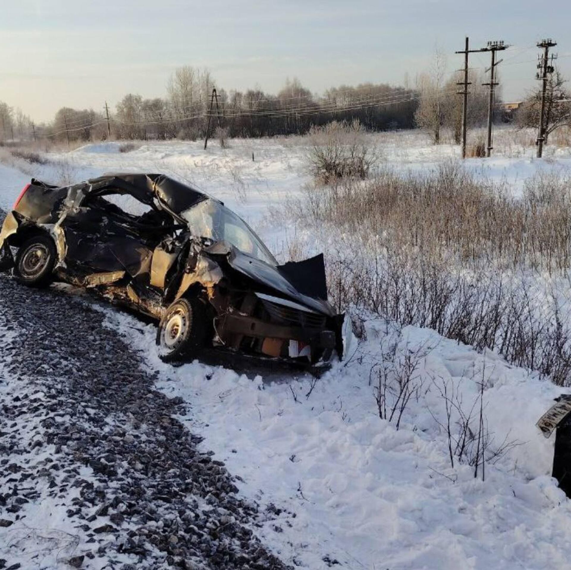 Четыре человека погибли в ДТП с поездом в Псковской области - Радио ...